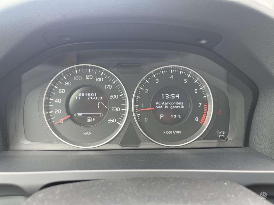 Grey Volvo S60 2012 in Vilnius, with an engine capacity of 1.60 L and mileage of 265 thousand km for 6200 €, photo 31 on AUTOMOTO.COM.LV