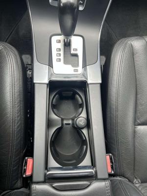 Grey Volvo S60 2012 in Vilnius, with an engine capacity of 1.60 L and mileage of 265 thousand km for 6200 €, photo 38 on AUTOMOTO.COM.LV