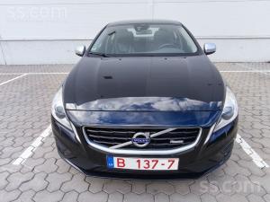 Grey Volvo S60 2012 in Riga, with an engine capacity of 1.60 L and mileage of 0 thousand km for 6500 €, photo 4 on AUTOMOTO.COM.LV