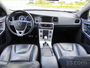 Grey Volvo S60 2012 in Riga, with an engine capacity of 1.60 L and mileage of 0 thousand km for 6500 €, photo 9 on AUTOMOTO.COM.LV