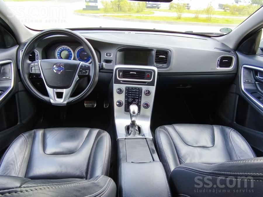 Grey Volvo S60 2012 in Riga, with an engine capacity of 1.60 L and mileage of 0 thousand km for 6500 €, photo 9 on AUTOMOTO.COM.LV