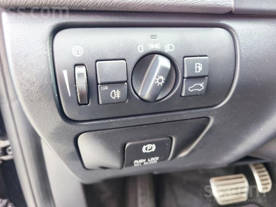 Grey Volvo S60 2012 in Riga, with an engine capacity of 1.60 L and mileage of 0 thousand km for 6500 €, photo 22 on AUTOMOTO.COM.LV