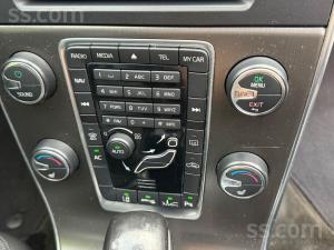 Grey Volvo S60 2012 in Riga, with an engine capacity of 2.00 L and mileage of 345 thousand km for 6650 €, photo 6 on AUTOMOTO.COM.LV