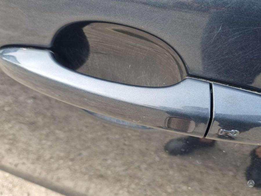 Grey Volvo S60 2012 in Pakruojis, with an engine capacity of 1.98 L and mileage of 264 thousand km for 6350 €, photo 17 on AUTOMOTO.COM.LV