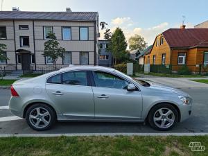 Grey Volvo S60 2012 in Kaunas, with an engine capacity of 2.50 L and mileage of 270 thousand km for 4400 €, photo 9 on AUTOMOTO.COM.LV