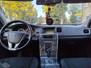 Grey Volvo S60 2012 in Kaunas, with an engine capacity of 2.50 L and mileage of 270 thousand km for 4400 €, photo 11 on AUTOMOTO.COM.LV