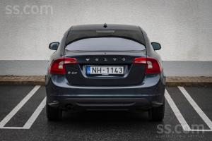 Grey Volvo S60 2013 in Riga, with an engine capacity of 1.60 L and mileage of 0 thousand km for 5500 €, photo 5 on AUTOMOTO.COM.LV