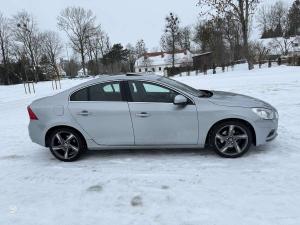 Grey Volvo S60 2013 in Kaunas, with an engine capacity of 1.56 L and mileage of 245 thousand km for 5750 €, photo 7 on AUTOMOTO.COM.LV