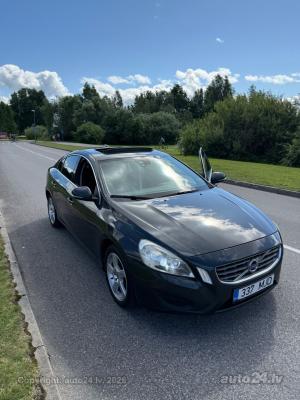 Grey Volvo S60 2013 in Tallinn, with an engine capacity of 2.00 L and mileage of 230 thousand km for 6890 €, photo 3 on AUTOMOTO.COM.LV