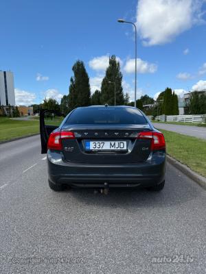 Grey Volvo S60 2013 in Tallinn, with an engine capacity of 2.00 L and mileage of 230 thousand km for 6890 €, photo 6 on AUTOMOTO.COM.LV