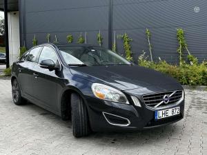 Grey Volvo S60 2013 in Vilnius, with an engine capacity of 2.95 L and mileage of 256 thousand km for 6550 €, photo 9 on AUTOMOTO.COM.LV