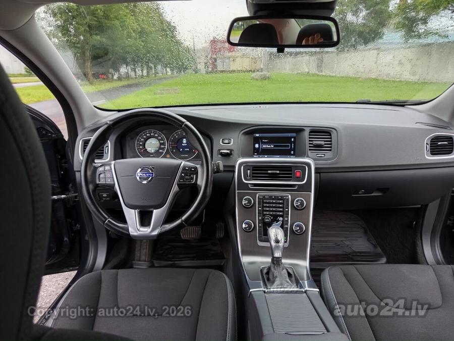 Серый Вольво С60 2013 в Таллин, объемом двигателя 2.00 л и пробегом 185 тыс. км за 7400 €, фото 9 на AUTOMOTO.COM.LV