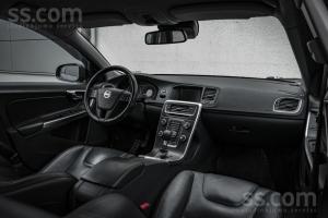 Серый Вольво С60 2013 в Рига, объемом двигателя 1.60 л и пробегом 329 тыс. км за 4450 €, фото 13 на AUTOMOTO.COM.LV