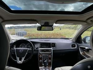 Grey Volvo S60 2013 in Vilnius, with an engine capacity of 2.95 L and mileage of 256 thousand km for 5800 €, photo 17 on AUTOMOTO.COM.LV