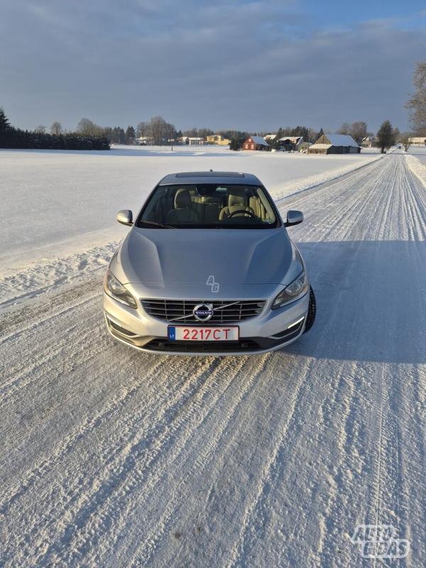 Grey Volvo S60 2014 in Kelme, with an engine capacity of 2.50 L and mileage of 185 thousand km for 6500 €, photo 5 on AUTOMOTO.COM.LV