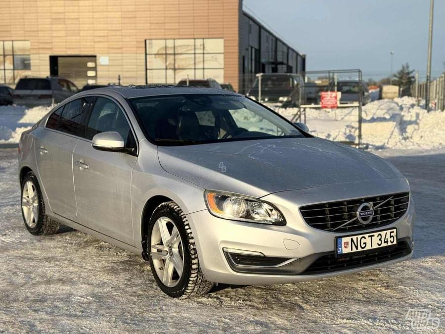 Grey Volvo S60 2014 in Silute, with an engine capacity of 2.50 L and mileage of 270 thousand km for 5999 €, photo 1 on AUTOMOTO.COM.LV
