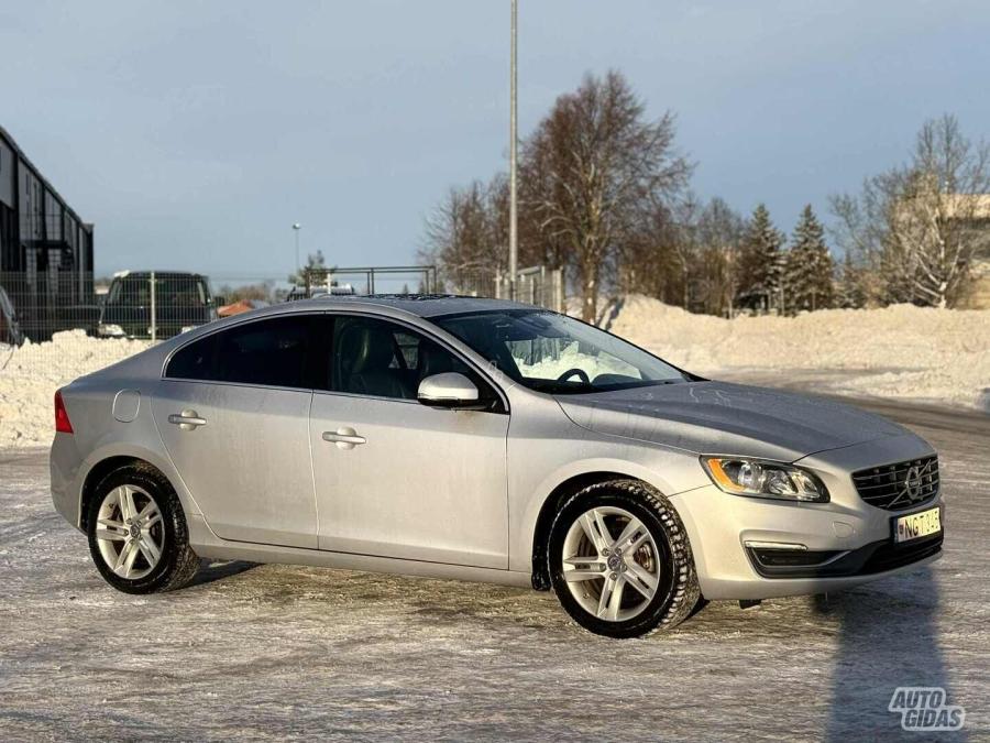 Grey Volvo S60 2014 in Silute, with an engine capacity of 2.50 L and mileage of 270 thousand km for 5999 €, photo 2 on AUTOMOTO.COM.LV