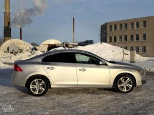 Grey Volvo S60 2014 in Silute, with an engine capacity of 2.50 L and mileage of 270 thousand km for 5999 €, photo 5 on AUTOMOTO.COM.LV