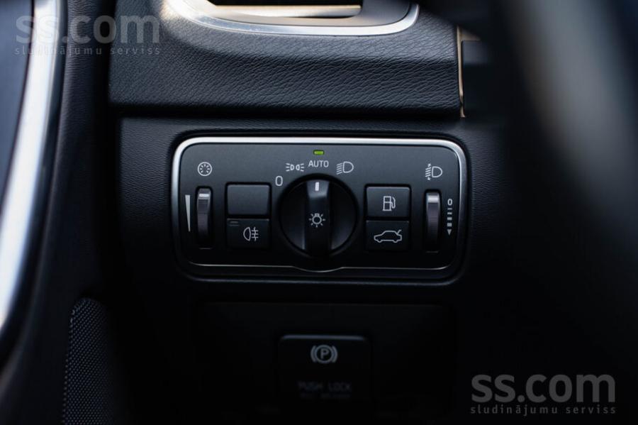 Pelēks Volvo S60 2014 Rīga, ar dzinēja tilpumu 2.00 L un nobraukumu 256 tūkst. km par 8390 €, foto 15 vietnē AUTOMOTO.COM.LV