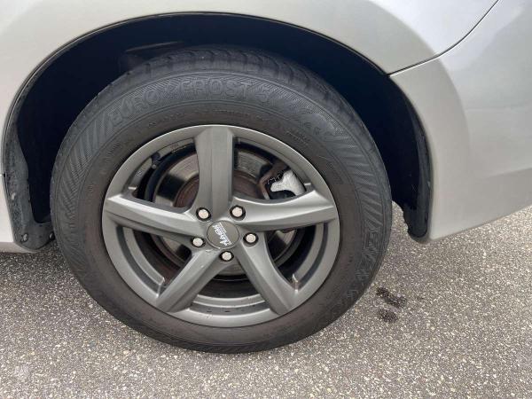 Grey Volvo S60 2014 in Vilnius, with an engine capacity of 1.56 L and mileage of 184 thousand km for 6950 €, photo 10 on AUTOMOTO.COM.LV