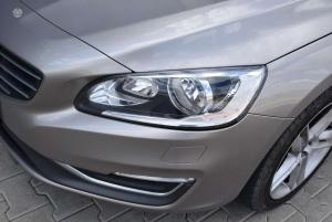 Pelēks Volvo S60 2014 Viļņa, ar dzinēja tilpumu 2.50 L un nobraukumu 155 tūkst. km par 8700 €, foto 24 vietnē AUTOMOTO.COM.LV