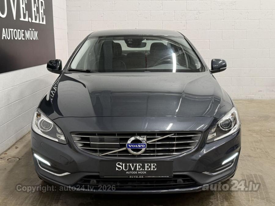 Grey Volvo S60 2015 in Tallinn, with an engine capacity of 2.00 L and mileage of 98 thousand km for 12495 €, photo 2 on AUTOMOTO.COM.LV