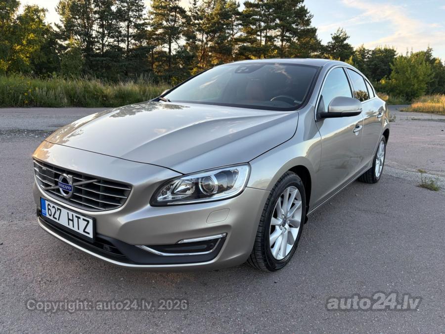 Grey Volvo S60 2015 in Tallinn, with an engine capacity of 2.00 L and mileage of 152 thousand km for 11000 €, photo 1 on AUTOMOTO.COM.LV