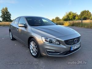 Grey Volvo S60 2015 in Tallinn, with an engine capacity of 2.00 L and mileage of 152 thousand km for 11000 €, photo 3 on AUTOMOTO.COM.LV