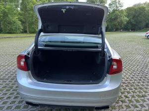 Grey Volvo S60 2015 in Vilnius, with an engine capacity of 2.00 L and mileage of 205 thousand km for 9000 €, photo 22 on AUTOMOTO.COM.LV