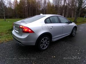 Pelēks Volvo S60 2016 Pērnava, ar dzinēja tilpumu 2.00 L un nobraukumu 210 tūkst. km par 12500 €, foto 3 vietnē AUTOMOTO.COM.LV
