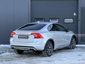 Grey Volvo S60 2016 in Kaunas, with an engine capacity of 1.97 L and mileage of 262 thousand km for 11500 €, photo 2 on AUTOMOTO.COM.LV