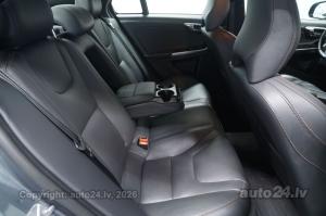 Grey Volvo S60 2016 in Tallinn, with an engine capacity of 2.40 L and mileage of 193 thousand km for 12990 €, photo 11 on AUTOMOTO.COM.LV