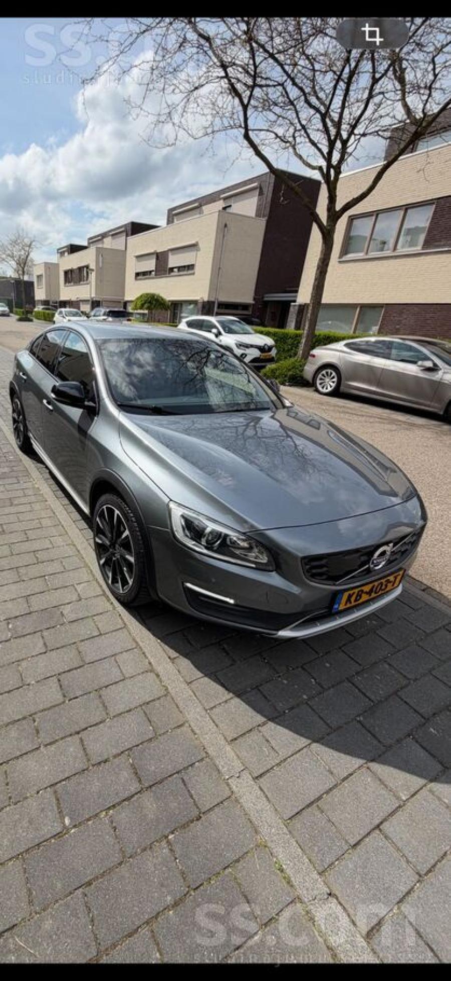 Grey Volvo S60 2016 in Riga, with an engine capacity of 2.00 L and mileage of 182 thousand km for 14455 €, photo 29 on AUTOMOTO.COM.LV