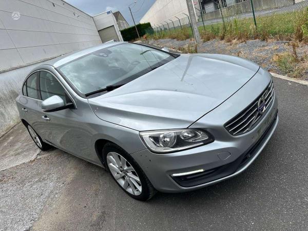 Grey Volvo S60 2016 in Siauliai, with an engine capacity of 1.98 L and mileage of 242 thousand km for 6200 €, photo 2 on AUTOMOTO.COM.LV