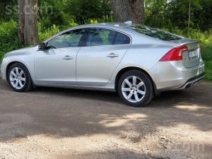Grey Volvo S60 2016 in Riga, with an engine capacity of 2.50 L and mileage of 90 thousand km for 12800 €, photo  on AUTOMOTO.COM.LV