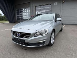 Pelēks Volvo S60 2016 Šauļi, ar dzinēja tilpumu 1.98 L un nobraukumu 243 tūkst. km par 6999 €, foto 5 vietnē AUTOMOTO.COM.LV