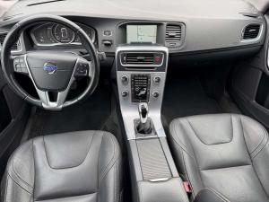 Pelēks Volvo S60 2016 Šauļi, ar dzinēja tilpumu 1.98 L un nobraukumu 243 tūkst. km par 6999 €, foto 14 vietnē AUTOMOTO.COM.LV