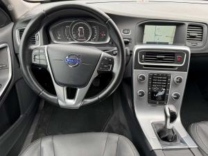 Pelēks Volvo S60 2016 Šauļi, ar dzinēja tilpumu 1.98 L un nobraukumu 243 tūkst. km par 6999 €, foto 15 vietnē AUTOMOTO.COM.LV
