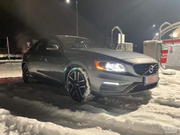 Grey Volvo S60 2017 in Kaunas, with an engine capacity of 2.00 L and mileage of 210 thousand km for 9000 €, photo 3 on AUTOMOTO.COM.LV