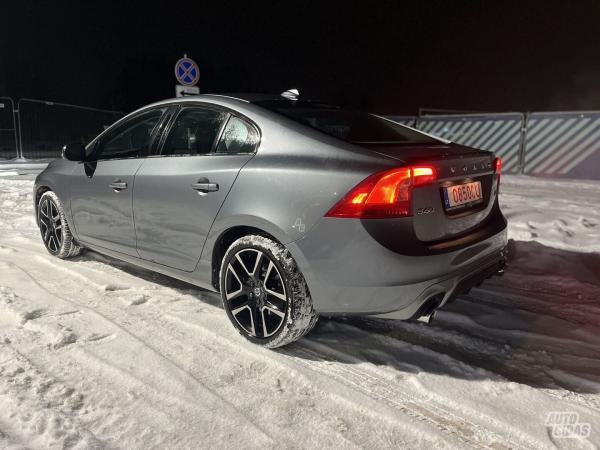 Grey Volvo S60 2017 in Kaunas, with an engine capacity of 2.00 L and mileage of 210 thousand km for 9000 €, photo 7 on AUTOMOTO.COM.LV