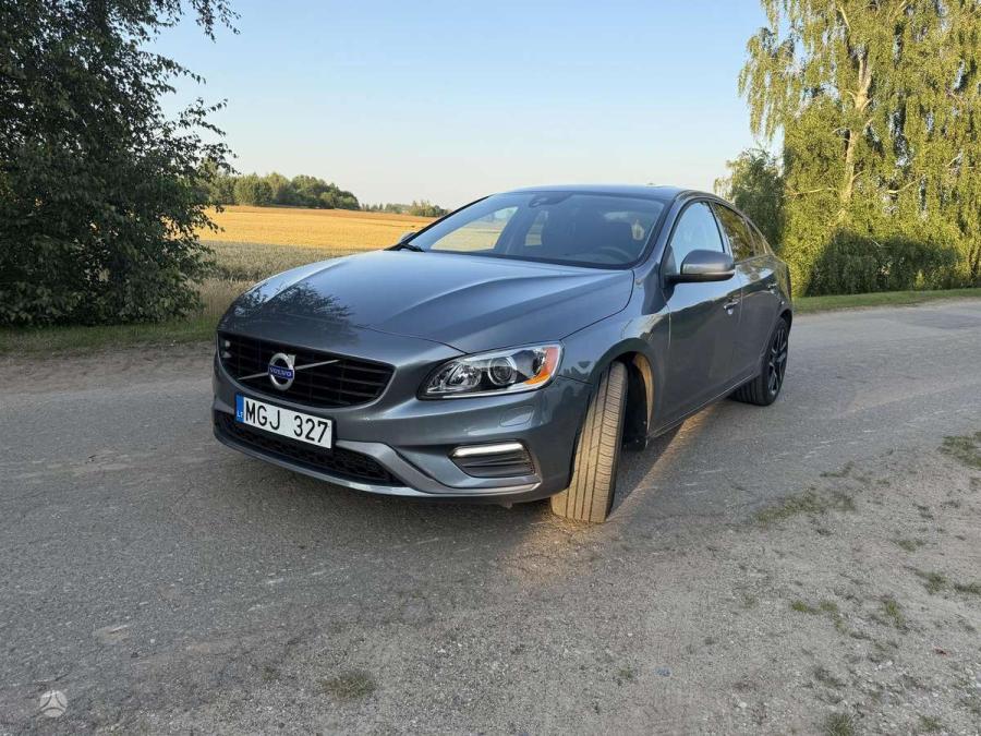 Grey Volvo S60 2017 in Kaunas, with an engine capacity of 1.97 L and mileage of 173 thousand km for 8300 €, photo 1 on AUTOMOTO.COM.LV