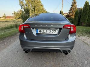 Grey Volvo S60 2017 in Kaunas, with an engine capacity of 1.97 L and mileage of 173 thousand km for 8300 €, photo 5 on AUTOMOTO.COM.LV