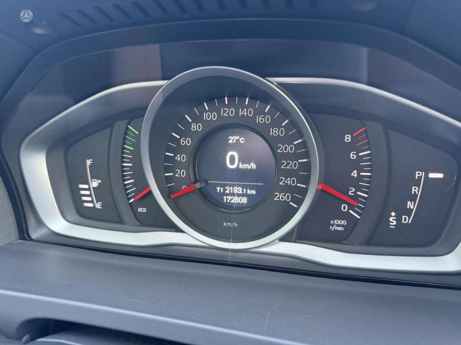 Grey Volvo S60 2017 in Kaunas, with an engine capacity of 1.97 L and mileage of 173 thousand km for 8300 €, photo 13 on AUTOMOTO.COM.LV