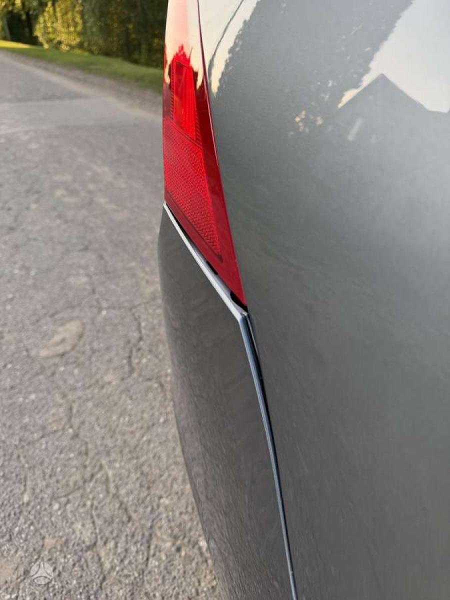 Grey Volvo S60 2017 in Kaunas, with an engine capacity of 1.97 L and mileage of 173 thousand km for 8300 €, photo 15 on AUTOMOTO.COM.LV