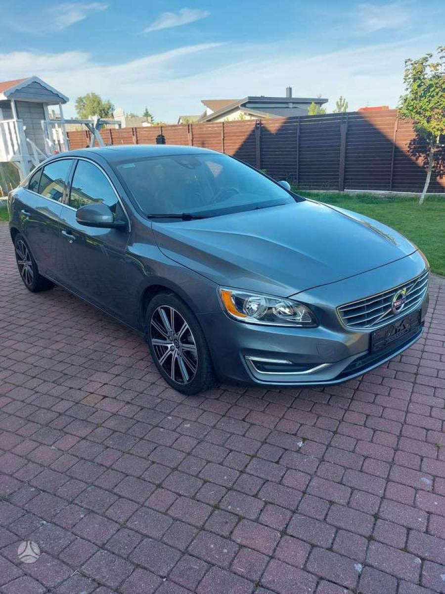 Grey Volvo S60 2017 in Klaipeda, with an engine capacity of 2.00 L and mileage of 80 thousand km for 12800 €, photo 5 on AUTOMOTO.COM.LV