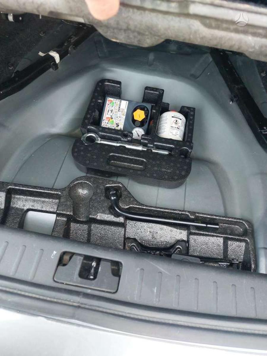Grey Volvo S60 2017 in Klaipeda, with an engine capacity of 2.00 L and mileage of 80 thousand km for 12800 €, photo 14 on AUTOMOTO.COM.LV