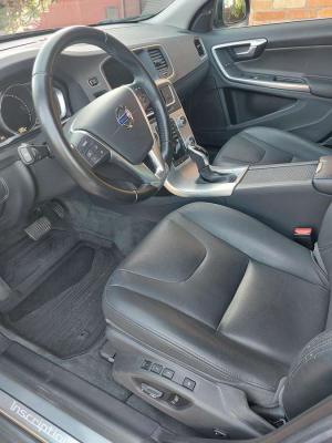 Grey Volvo S60 2017 in Klaipeda, with an engine capacity of 2.00 L and mileage of 80 thousand km for 12800 €, photo 16 on AUTOMOTO.COM.LV
