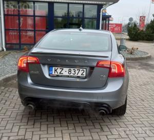 Pelēks Volvo S60 2017 Rīga, ar dzinēja tilpumu 2.00 L un nobraukumu 235 tūkst. km par 14990 €, foto 7 vietnē AUTOMOTO.COM.LV