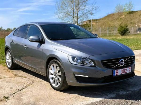 Grey Volvo S60 2018 in Riga, with an engine capacity of 2.00 L and mileage of 166 thousand km for 8000 €, photo 1 on AUTOMOTO.COM.LV