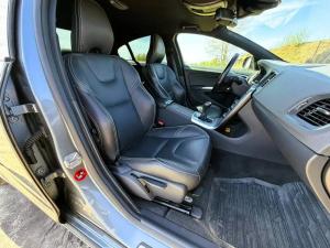 Pelēks Volvo S60 2018 Rīga, ar dzinēja tilpumu 2.00 L un nobraukumu 166 tūkst. km par 8000 €, foto 19 vietnē AUTOMOTO.COM.LV